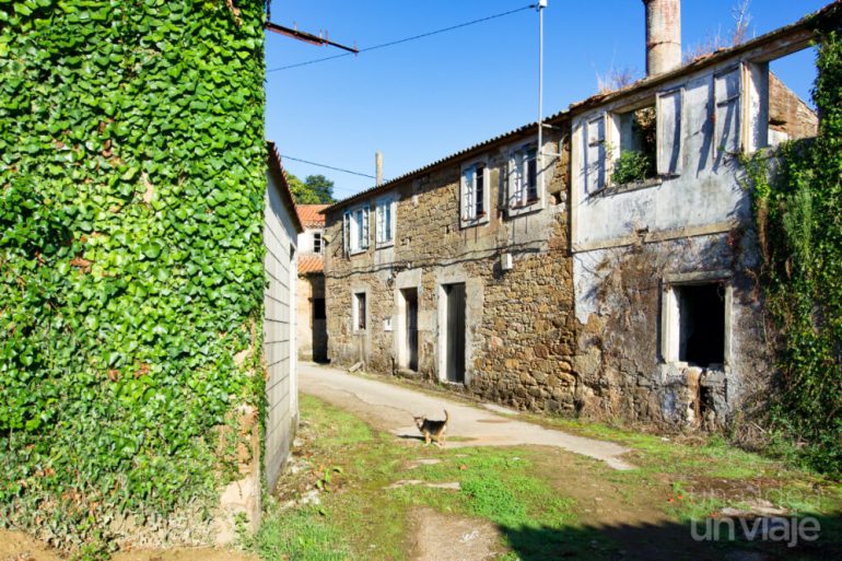 Qué ver en Carballo, surf y arte urbano en A Costa da Morte