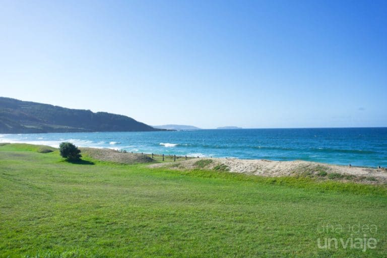 Qué ver en Carballo, surf y arte urbano en A Costa da Morte